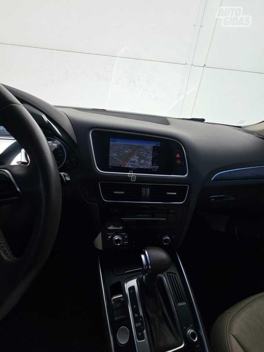 Balts Audi Q5 2014 Klaipėda, ar dzinēja tilpumu 2.00 L un nobraukumu 174 tūkst. km par 9900 €, foto 21 vietnē AUTOMOTO.COM.LV