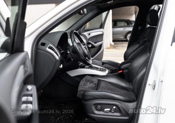 Balts Audi Q5 2014 Tallina, ar dzinēja tilpumu 2.00 L un nobraukumu 142 tūkst. km par 11990 €, foto 7 vietnē AUTOMOTO.COM.LV