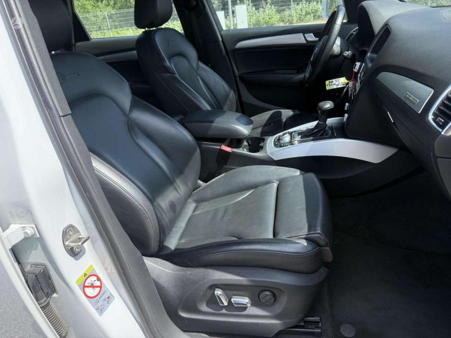 Balts Audi Q5 2014 Marijampole, ar dzinēja tilpumu 2.97 L un nobraukumu 281 tūkst. km par 9950 €, foto 14 vietnē AUTOMOTO.COM.LV
