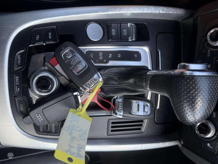 Balts Audi Q5 2014 Marijampole, ar dzinēja tilpumu 2.97 L un nobraukumu 281 tūkst. km par 9950 €, foto 23 vietnē AUTOMOTO.COM.LV