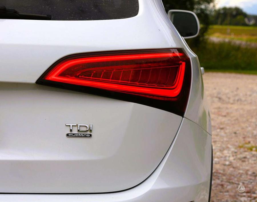Balts Audi Q5 2014 Kretinga, ar dzinēja tilpumu 2.97 L un nobraukumu 313 tūkst. km par 12999 €, foto 12 vietnē AUTOMOTO.COM.LV