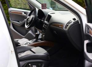 Balts Audi Q5 2014 Kretinga, ar dzinēja tilpumu 2.97 L un nobraukumu 313 tūkst. km par 12999 €, foto 26 vietnē AUTOMOTO.COM.LV
