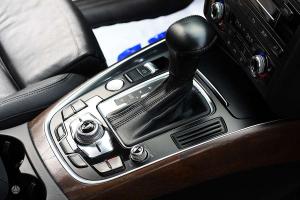 Balts Audi Q5 2014 Kretinga, ar dzinēja tilpumu 2.97 L un nobraukumu 313 tūkst. km par 12999 €, foto 35 vietnē AUTOMOTO.COM.LV