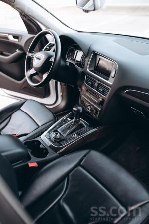 White Audi Q5 2014 in Riga, with an engine capacity of 2.00 L and mileage of 195 thousand km for 12500 €, photo 5 on AUTOMOTO.COM.LV