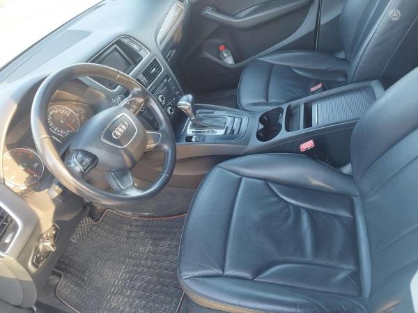White Audi Q5 2014 in Kaunas, with an engine capacity of 2.00 L and mileage of 370 thousand km for 10400 €, photo 8 on AUTOMOTO.COM.LV