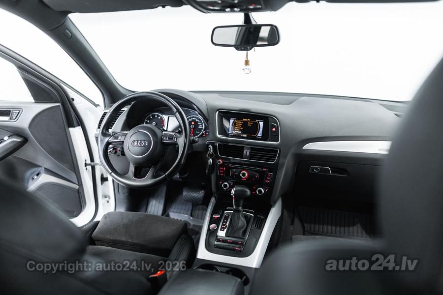 White Audi Q5 2014 in Tallinn, with an engine capacity of 2.00 L and mileage of 150 thousand km for 12990 €, photo 16 on AUTOMOTO.COM.LV