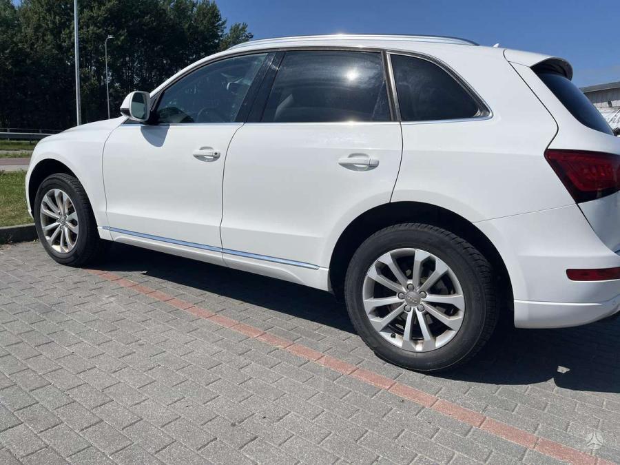 White Audi Q5 2014 in Klaipeda, with an engine capacity of 1.98 L and mileage of 177 thousand km for 13200 €, photo 1 on AUTOMOTO.COM.LV