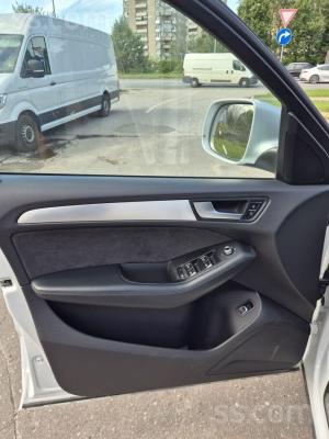 Balts Audi Q5 2014 Rīga, ar dzinēja tilpumu 3.00 L un nobraukumu 300 tūkst. km par 13990 €, foto 16 vietnē AUTOMOTO.COM.LV