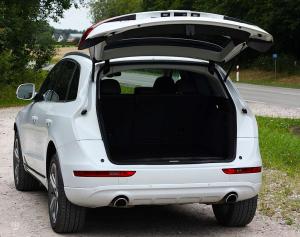 White Audi Q5 2014 in Kretinga, with an engine capacity of 2.97 L and mileage of 313 thousand km for 12999 €, photo 22 on AUTOMOTO.COM.LV