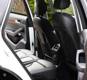 White Audi Q5 2014 in Kretinga, with an engine capacity of 2.97 L and mileage of 313 thousand km for 12999 €, photo 44 on AUTOMOTO.COM.LV