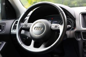 White Audi Q5 2014 in Kretinga, with an engine capacity of 2.97 L and mileage of 313 thousand km for 12999 €, photo 46 on AUTOMOTO.COM.LV