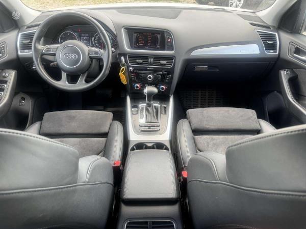 White Audi Q5 2014 in Vilnius, with an engine capacity of 2.00 L and mileage of 222 thousand km for 13350 €, photo 9 on AUTOMOTO.COM.LV