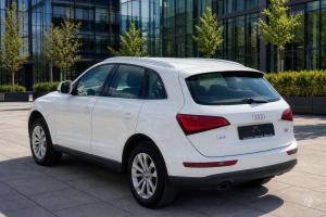 White Audi Q5 2014 in Vilnius, with an engine capacity of 2.00 L and mileage of 222 thousand km for 13350 €, photo 4 on AUTOMOTO.COM.LV
