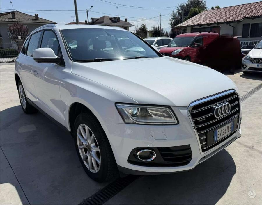Balts Audi Q5 2014 Šauļi, ar dzinēja tilpumu 1.97 L un nobraukumu 300 tūkst. km par 9200 €, foto 4 vietnē AUTOMOTO.COM.LV