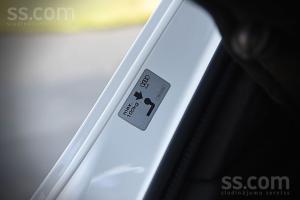 White Audi Q5 2014 in Tukums, with an engine capacity of 3.00 L and mileage of 273 thousand km for 15990 €, photo 29 on AUTOMOTO.COM.LV