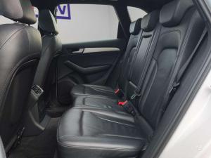 White Audi Q5 2014 in Vilnius, with an engine capacity of 3.00 L and mileage of 283 thousand km for 13699 €, photo 14 on AUTOMOTO.COM.LV