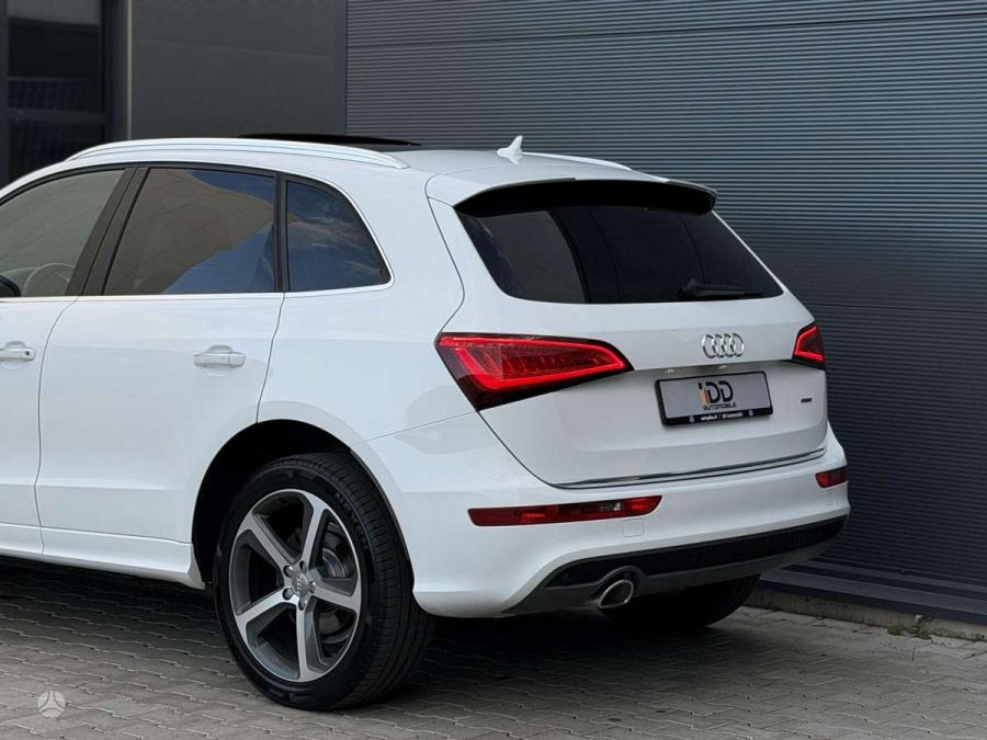 Balts Audi Q5 2014 Kauņa, ar dzinēja tilpumu 1.97 L un nobraukumu 118 tūkst. km par 16990 €, foto 49 vietnē AUTOMOTO.COM.LV