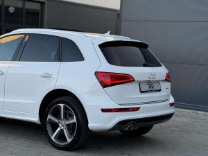 Balts Audi Q5 2014 Kauņa, ar dzinēja tilpumu 1.97 L un nobraukumu 118 tūkst. km par 16990 €, foto 51 vietnē AUTOMOTO.COM.LV