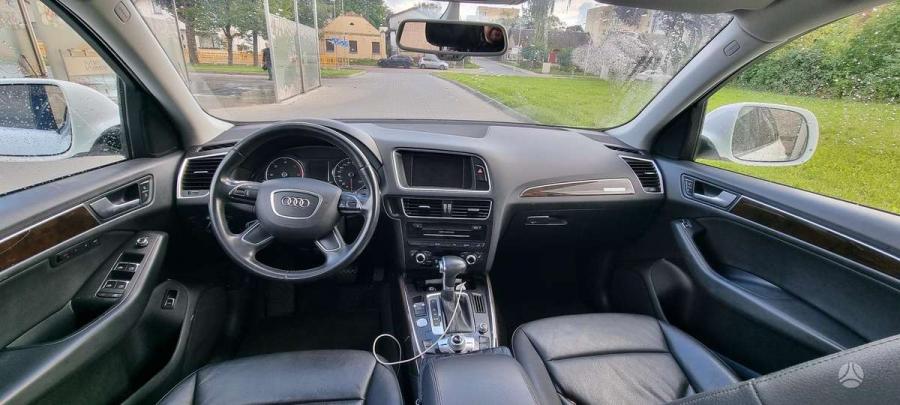 White Audi Q5 2014 in Vilnius, with an engine capacity of 2.97 L and mileage of 238 thousand km for 9999 €, photo 11 on AUTOMOTO.COM.LV