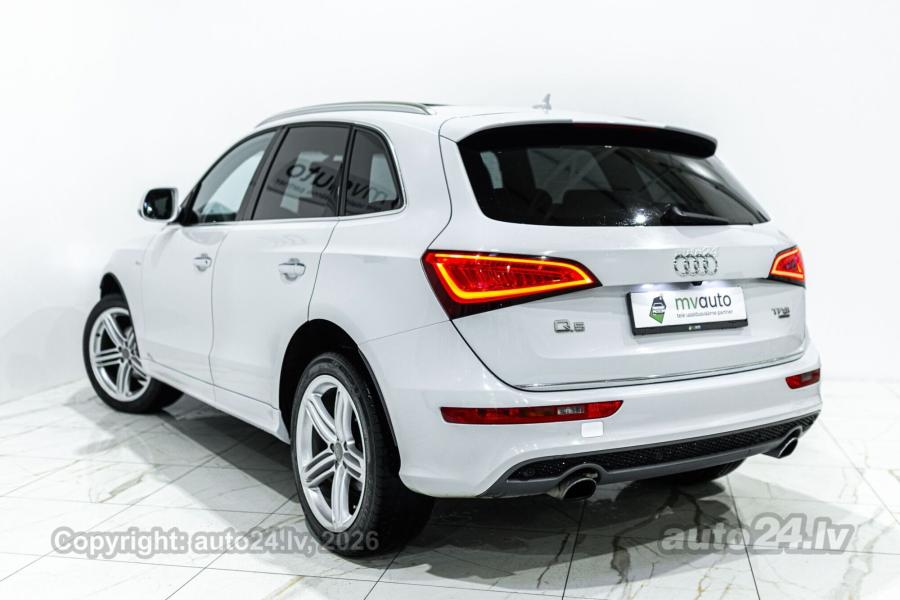 Balts Audi Q5 2014 Tallina, ar dzinēja tilpumu 2.00 L un nobraukumu 125 tūkst. km par 13990 €, foto 7 vietnē AUTOMOTO.COM.LV