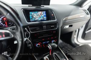 Balts Audi Q5 2014 Tallina, ar dzinēja tilpumu 2.00 L un nobraukumu 125 tūkst. km par 13990 €, foto 24 vietnē AUTOMOTO.COM.LV