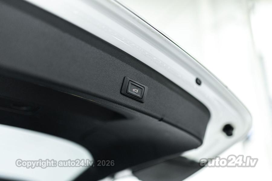 Balts Audi Q5 2014 Tallina, ar dzinēja tilpumu 2.00 L un nobraukumu 125 tūkst. km par 13990 €, foto 30 vietnē AUTOMOTO.COM.LV