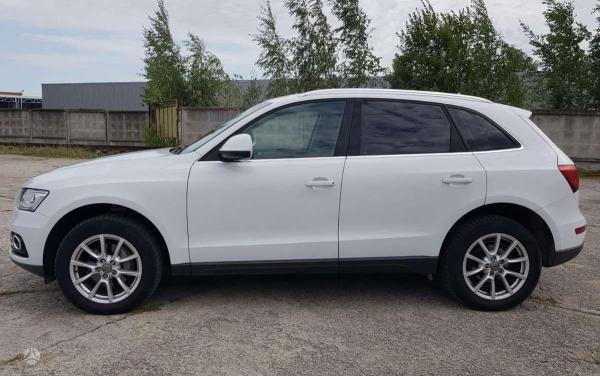 Audi Q5 2014 in Siauliai on AUTOMOTO.COM.LV White Audi Q5 2014 in Siauliai, with an engine capacity of 1.97 L and mileage of 300 thousand km for 9700 β¬, photo 8 on AUTOMOTO.COM.LV