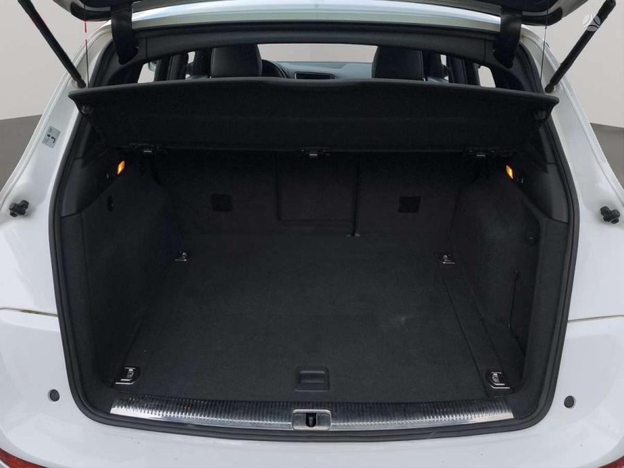 Balts Audi Q5 2014 Viļņa, ar dzinēja tilpumu 3.00 L un nobraukumu 283 tūkst. km par 13699 €, foto 12 vietnē AUTOMOTO.COM.LV