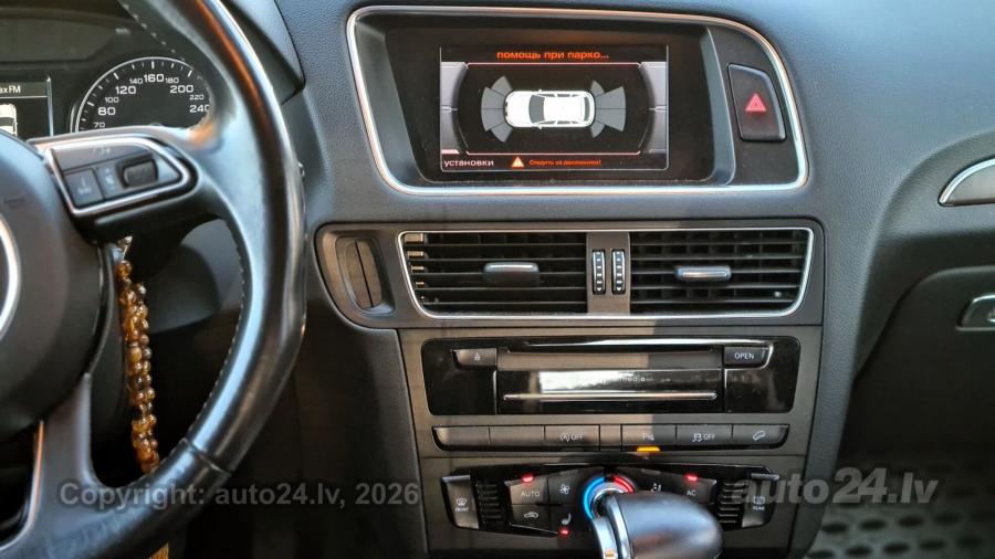 Balts Audi Q5 2014 Mardu, ar dzinēja tilpumu 2.00 L un nobraukumu 227 tūkst. km par 11500 €, foto 13 vietnē AUTOMOTO.COM.LV