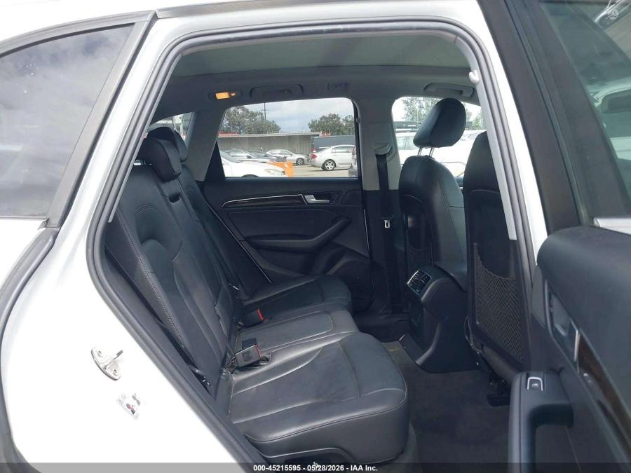 White Audi Q5 2014 in Vilnius, with an engine capacity of 2.97 L and mileage of 238 thousand km for 9700 €, photo 13 on AUTOMOTO.COM.LV