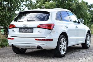 White Audi Q5 2015 in Kretinga, with an engine capacity of 2.00 L and mileage of 124 thousand km for 12999 €, photo 6 on AUTOMOTO.COM.LV