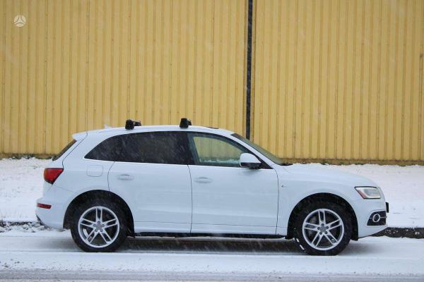 White Audi Q5 2015 in Vilnius, with an engine capacity of 3.00 L and mileage of 306 thousand km for 10900 €, photo 8 on AUTOMOTO.COM.LV