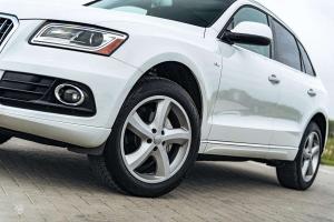 White Audi Q5 2015 in Klaipeda, with an engine capacity of 2.00 L and mileage of 156 thousand km for 12999 €, photo 9 on AUTOMOTO.COM.LV