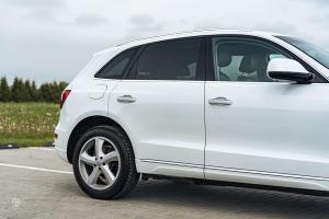 White Audi Q5 2015 in Klaipeda, with an engine capacity of 2.00 L and mileage of 156 thousand km for 12989 €, photo 10 on AUTOMOTO.COM.LV
