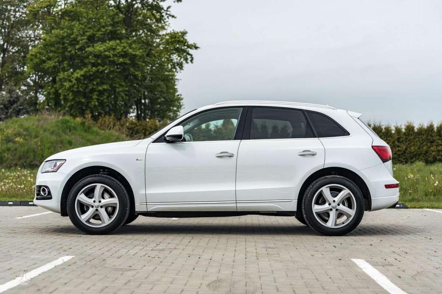 White Audi Q5 2015 in Klaipeda, with an engine capacity of 2.00 L and mileage of 156 thousand km for 12989 €, photo 11 on AUTOMOTO.COM.LV