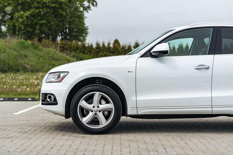White Audi Q5 2015 in Klaipeda, with an engine capacity of 2.00 L and mileage of 156 thousand km for 12999 €, photo 12 on AUTOMOTO.COM.LV