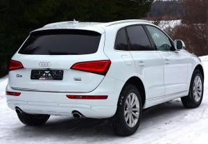 White Audi Q5 2015 in Kretinga, with an engine capacity of 1.98 L and mileage of 215 thousand km for 12999 €, photo 16 on AUTOMOTO.COM.LV
