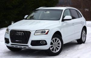 Balts Audi Q5 2015 Petrikaičiai, ar dzinēja tilpumu 2.00 L un nobraukumu 215 tūkst. km par 12999 €, foto  vietnē AUTOMOTO.COM.LV
