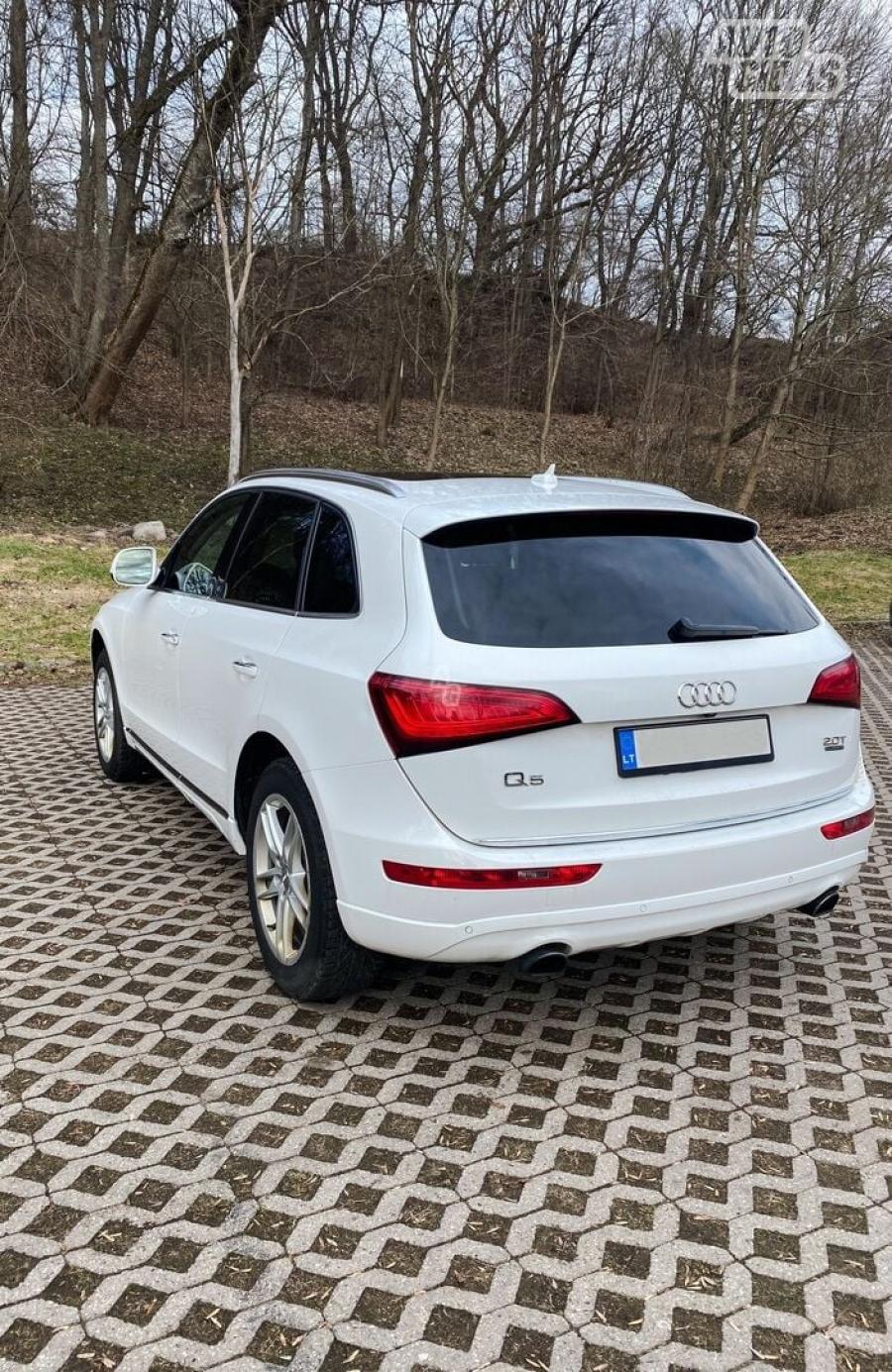 White Audi Q5 2015 in Vilnius, with an engine capacity of 2.00 L and mileage of 290 thousand km for 11199 €, photo 5 on AUTOMOTO.COM.LV