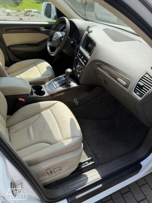 White Audi Q5 2015 in Vilnius, with an engine capacity of 2.00 L and mileage of 153 thousand km for 18000 €, photo 5 on AUTOMOTO.COM.LV