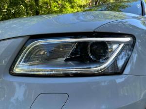 Balts Audi Q5 2015 Viļņa, ar dzinēja tilpumu 1.97 L un nobraukumu 178 tūkst. km par 14750 €, foto 15 vietnē AUTOMOTO.COM.LV