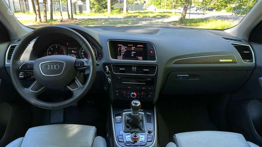 Balts Audi Q5 2015 Viļņa, ar dzinēja tilpumu 1.97 L un nobraukumu 178 tūkst. km par 14750 €, foto 19 vietnē AUTOMOTO.COM.LV