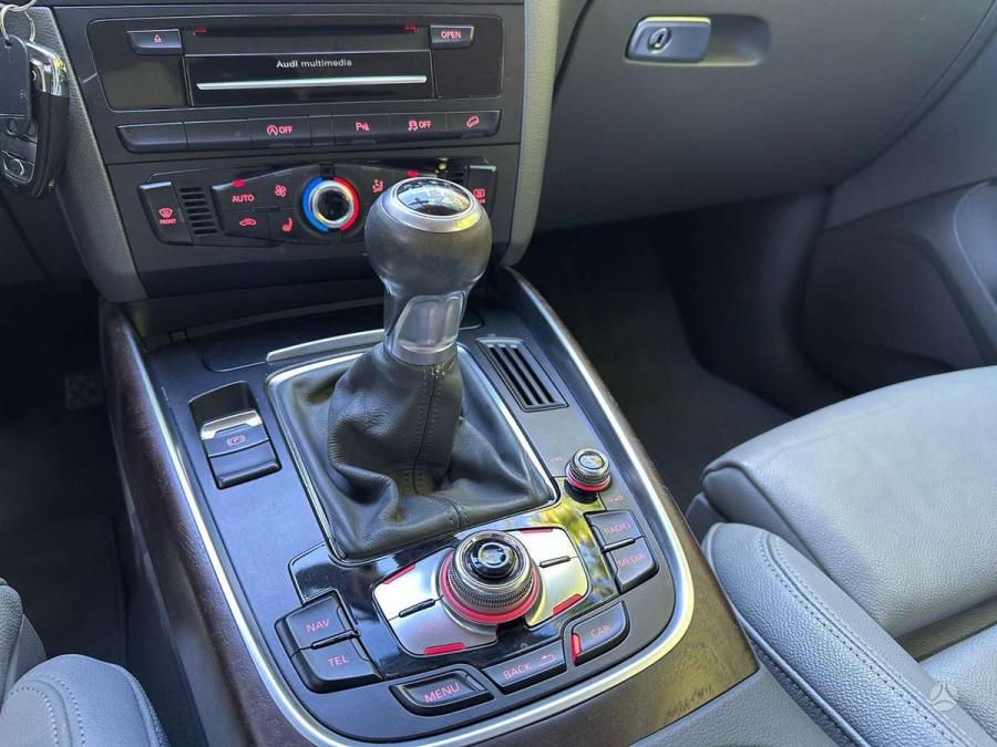 Balts Audi Q5 2015 Viļņa, ar dzinēja tilpumu 1.97 L un nobraukumu 178 tūkst. km par 14750 €, foto 26 vietnē AUTOMOTO.COM.LV