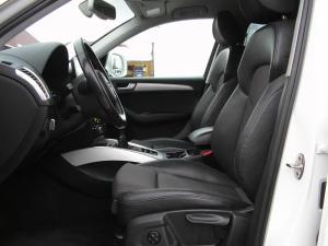 Balts Audi Q5 2015 Sigulda, ar dzinēja tilpumu 2.00 L un nobraukumu 226 tūkst. km par 13950 €, foto 18 vietnē AUTOMOTO.COM.LV