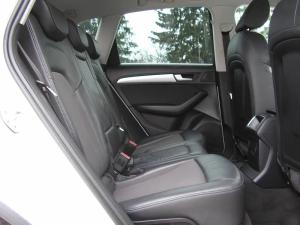 Balts Audi Q5 2015 Sigulda, ar dzinēja tilpumu 2.00 L un nobraukumu 226 tūkst. km par 13950 €, foto 23 vietnē AUTOMOTO.COM.LV