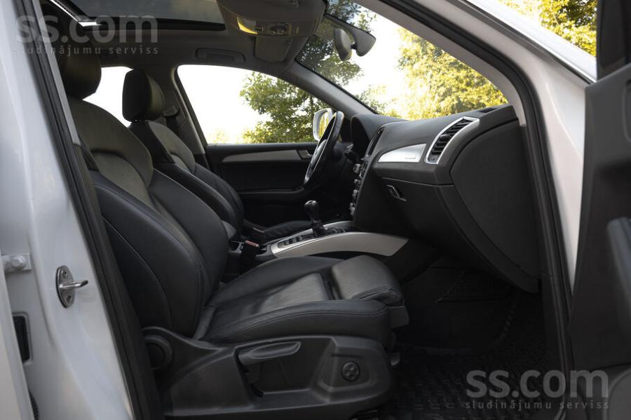 Balts Audi Q5 2015 Rīga, ar dzinēja tilpumu 2.00 L un nobraukumu 0 tūkst. km par 13400 €, foto 14 vietnē AUTOMOTO.COM.LV