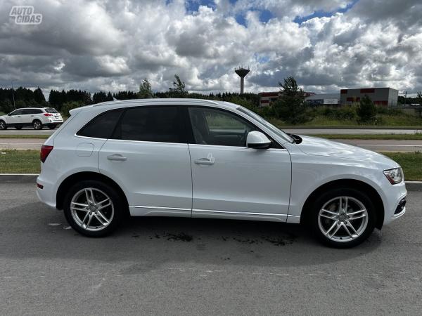 White Audi Q5 2015 in Klaipeda, with an engine capacity of 2.00 L and mileage of 230 thousand km for 14490 €, photo 3 on AUTOMOTO.COM.LV