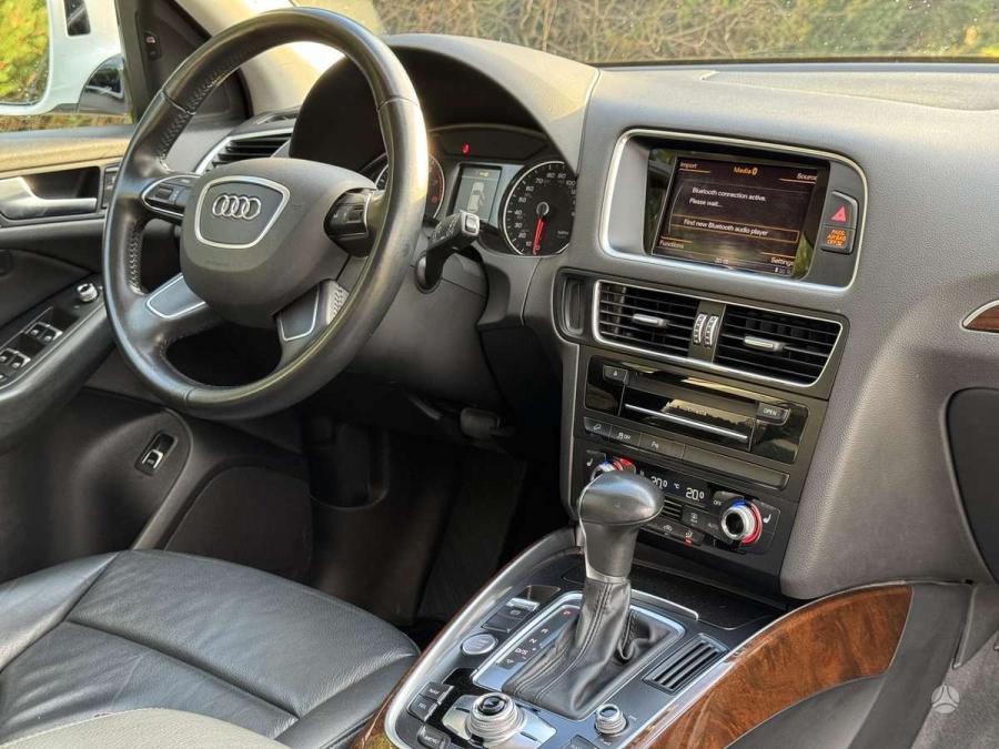 Balts Audi Q5 2015 Viļņa, ar dzinēja tilpumu 1.98 L un nobraukumu 179 tūkst. km par 14500 €, foto 17 vietnē AUTOMOTO.COM.LV