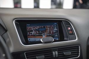 Balts Audi Q5 2015 Viļņa, ar dzinēja tilpumu 1.98 L un nobraukumu 173 tūkst. km par 12900 €, foto 31 vietnē AUTOMOTO.COM.LV