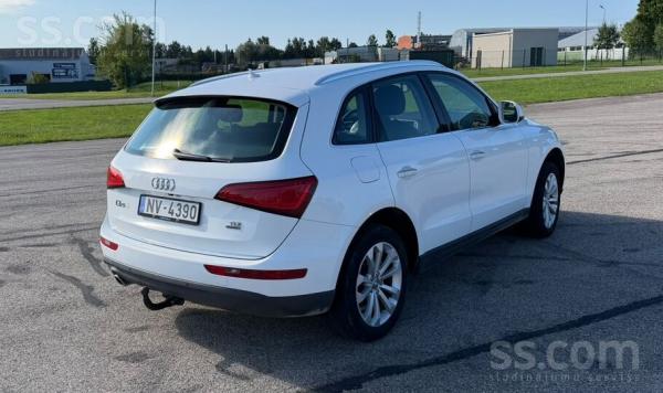 Balts Audi Q5 2015 Rīga, ar dzinēja tilpumu 2.00 L un nobraukumu 255 tūkst. km par 12900 €, foto 3 vietnē AUTOMOTO.COM.LV
